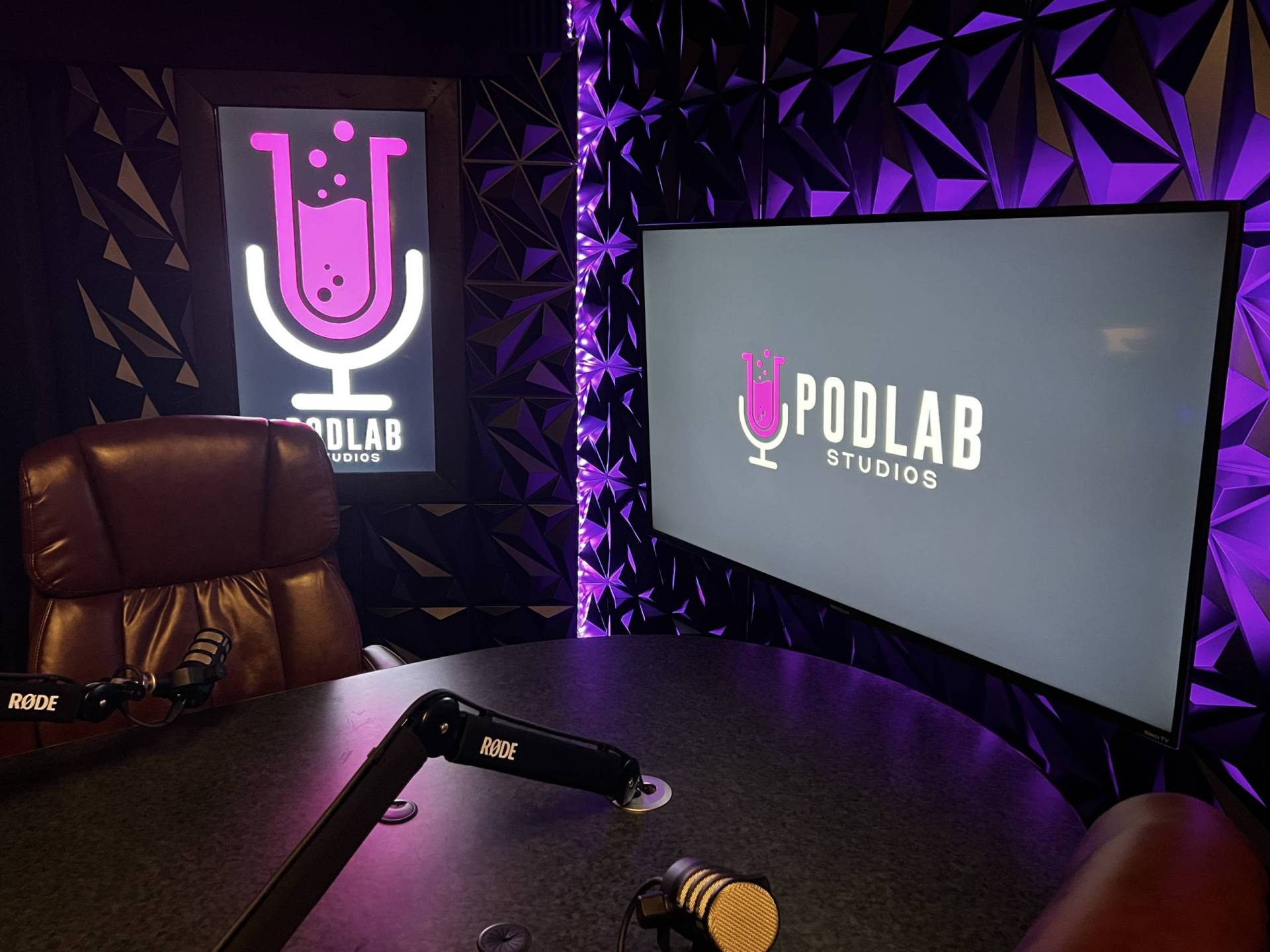 Podcast Studio Rental Westland MI - Podlab Studios Podcast Studio
